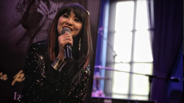 Rilis Single Baru, Ita Purnamasari Daur Ulang Lagu Nike Ardilla ...