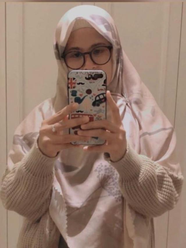 6 Potret Wiwin Supiyah Eks Istri Dewa Eka Prayoga, Singgung Cukup 1 ...