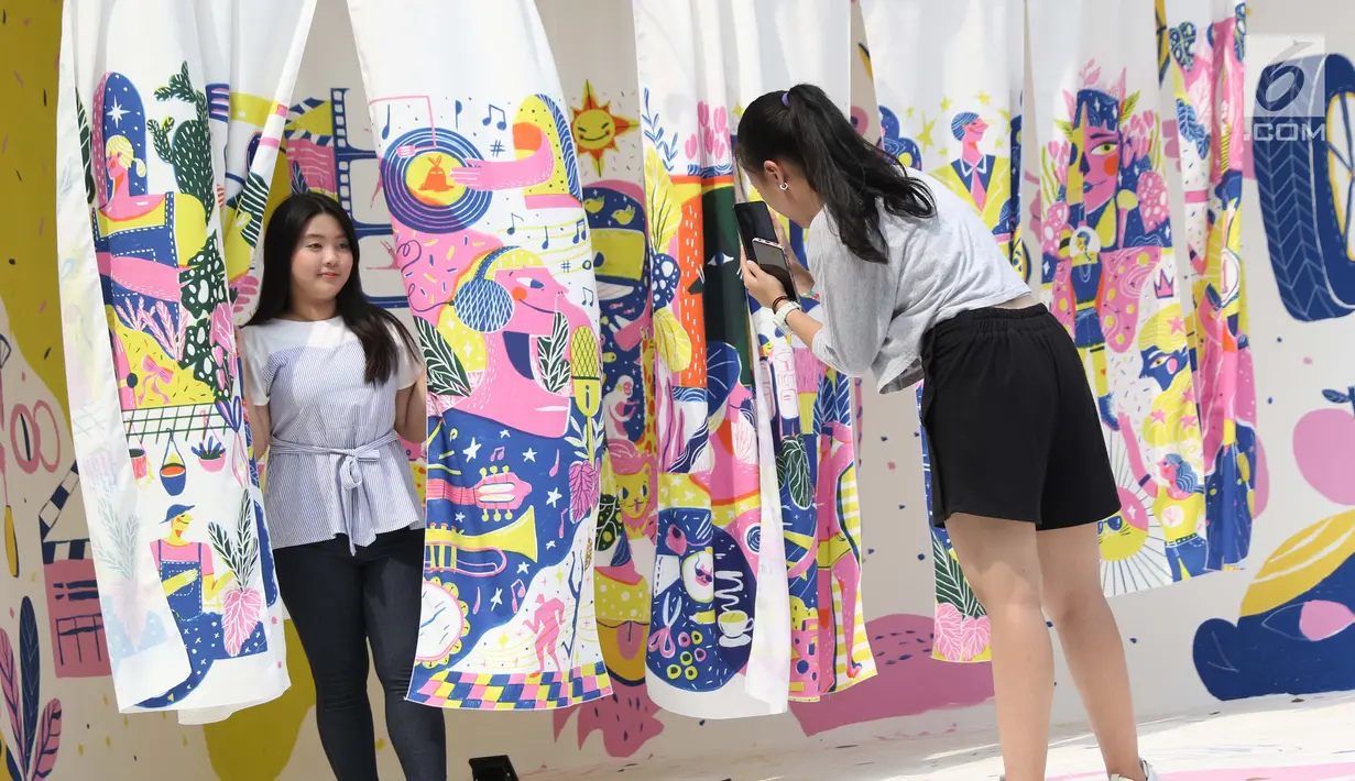 FOTO: Kemeriahan Hari Pertama ON OFF Festival - Foto Liputan6.com