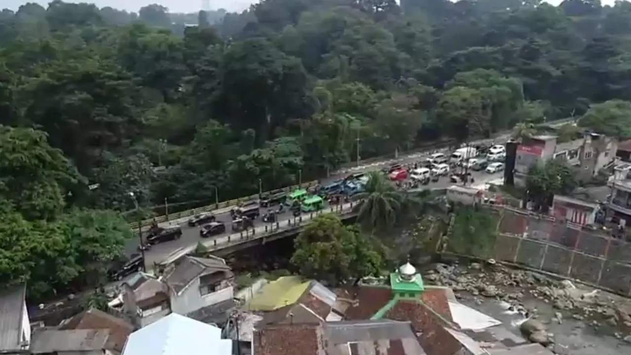 Imbas Pembangunan Jembatan, Jalan Otista Kota Bogor Ditutup 8 Bulan - News Liputan6.com
