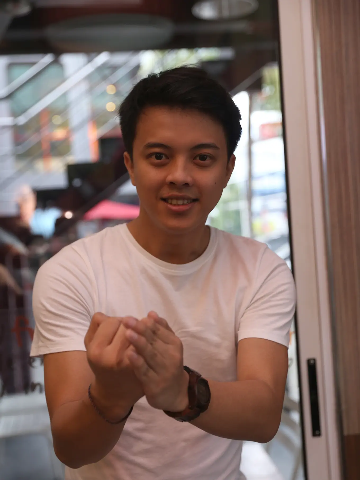 Bisma Smash Jatuh Cinta dan Babak Belur Trailer Film Juara ...