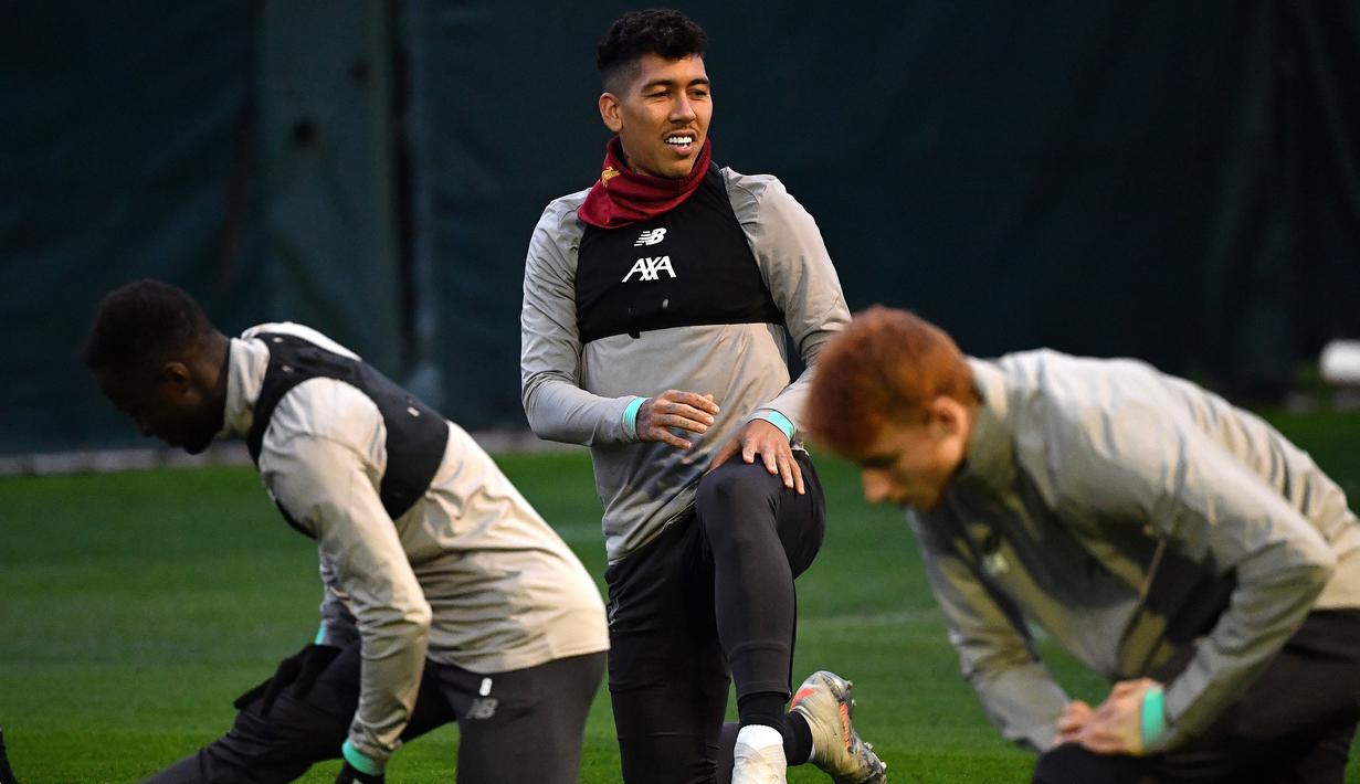 FOTO: Lihat Latihan Pemain Liverpool Jelang Lawan KRC Genk - Foto ...