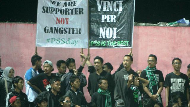 Slemania, Fans Tertua PSS yang Mampu Mempertahankan Eksistensi ...