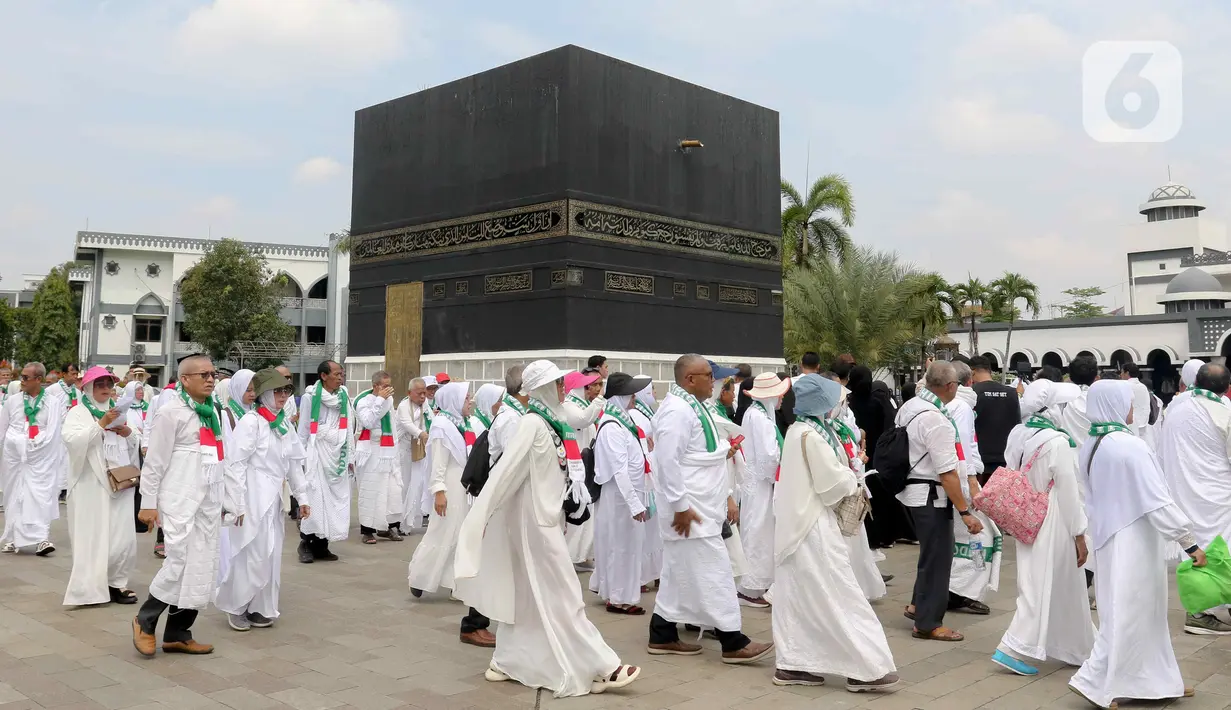 Melihat Pelaksanaan Manasik bagi Para Calon Jamaah Haji - Foto Liputan6.com