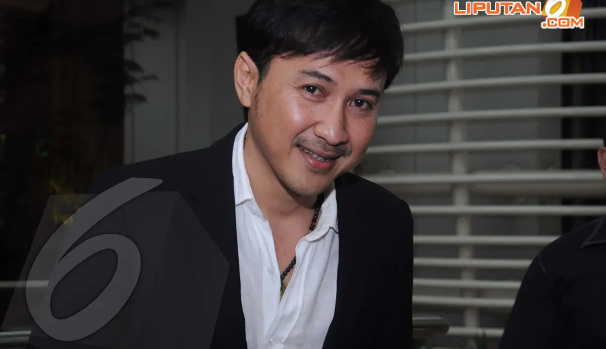 [FOTO] Agus Kuncoro Komentari Kualitas Caleg - Foto Liputan6.com