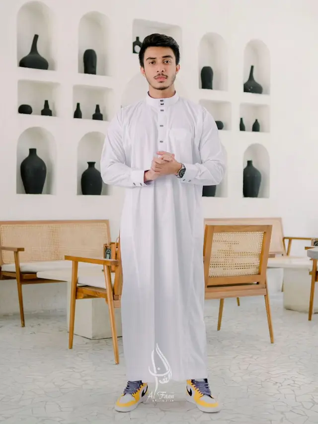 Gamis Pria: Panduan Lengkap Mengenai Jenis dan Cara Memilih yang Tepat ...