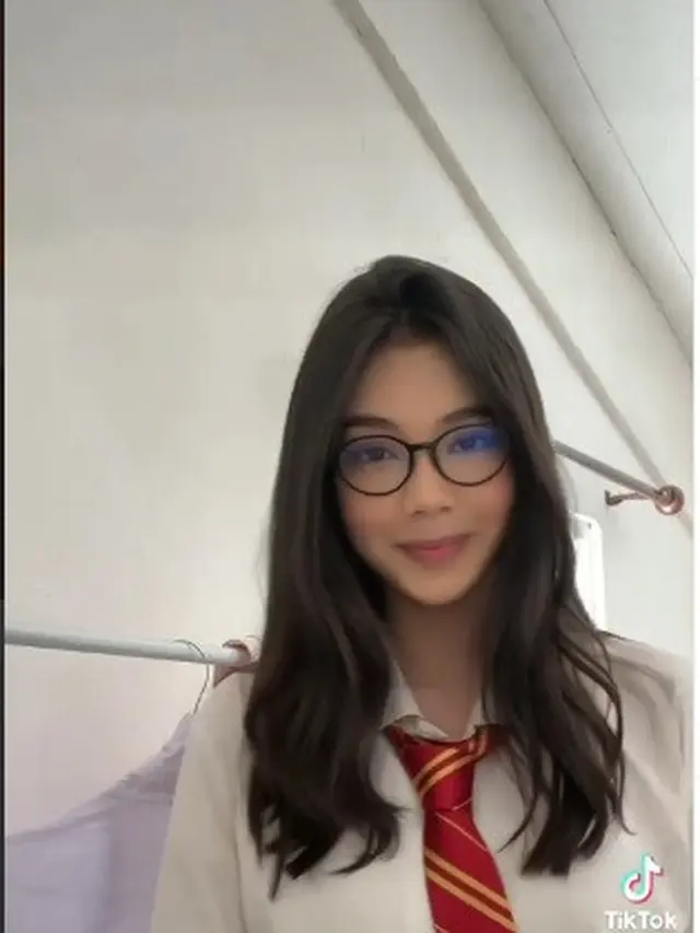 Gabung Mega Series Istri Impian di Indosiar, Ini 6 Potret Terbaru Lea ...