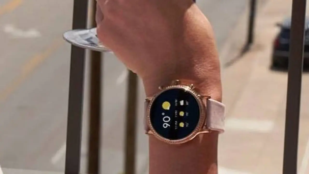 4 Model Smartwatch Terbaik yang Cocok Buat Cewek Milenial - Tekno ...