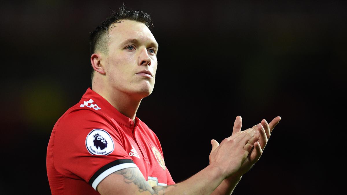 Phil Jones Masuki Periode Emas Karier di Manchester United