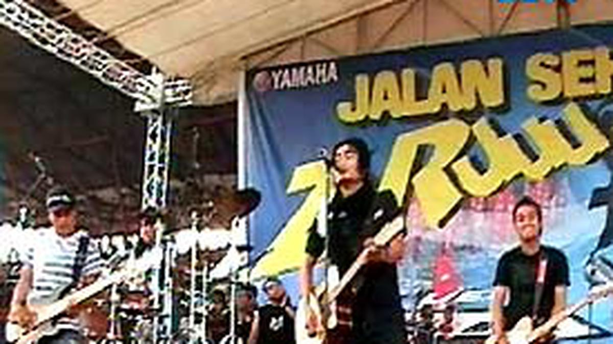 Konser ST12 Diwarnai Keributan - News Liputan6.com