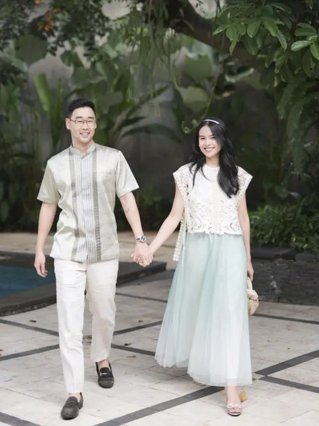 10 Penampilan Publik Figure Tanah Air Kenakan Baju Lebaran Warna Hijau ...