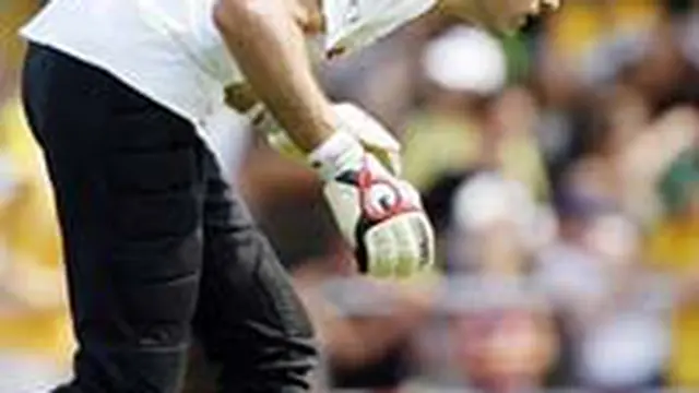 Blunder, Kalac Kembali Dicadangkan - Bola Liputan6.com