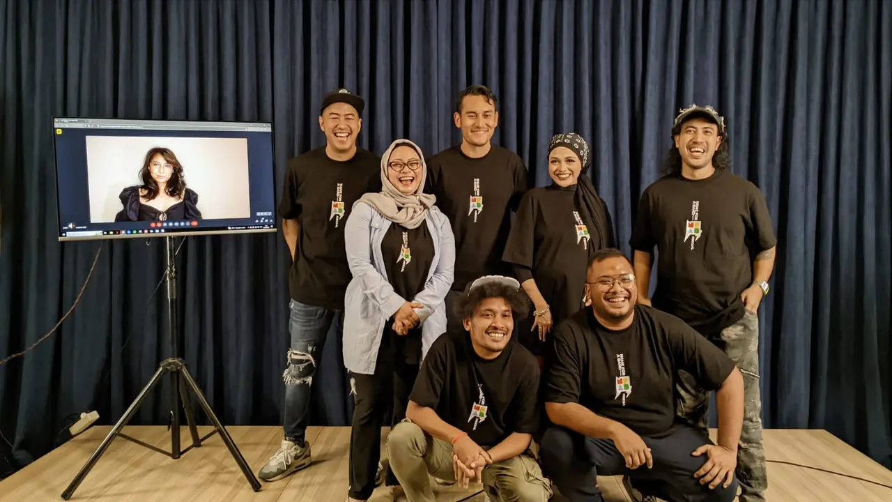 Pandji Pragiwaksono jadi Produser Web Series Garapan Istrinya, Gamila ...