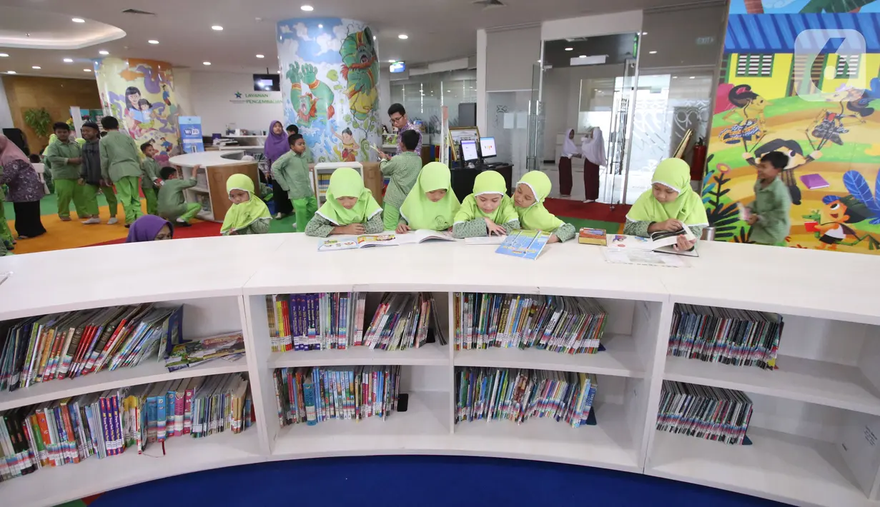 FOTO: Warna-warni Ruang Baca Ramah Anak, Lansia, dan Disabilitas di ...