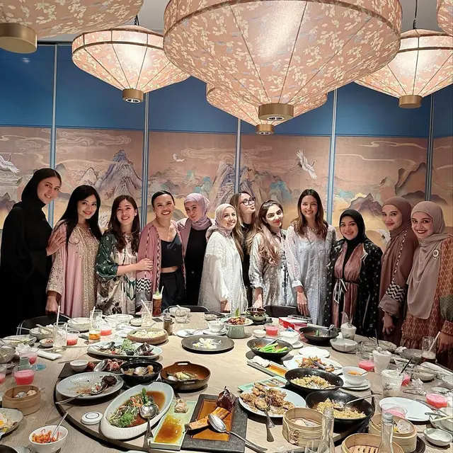 Geng Cendol Kumpul Bukber, Netizen Cari Keberadaan Nagita Slavina ...