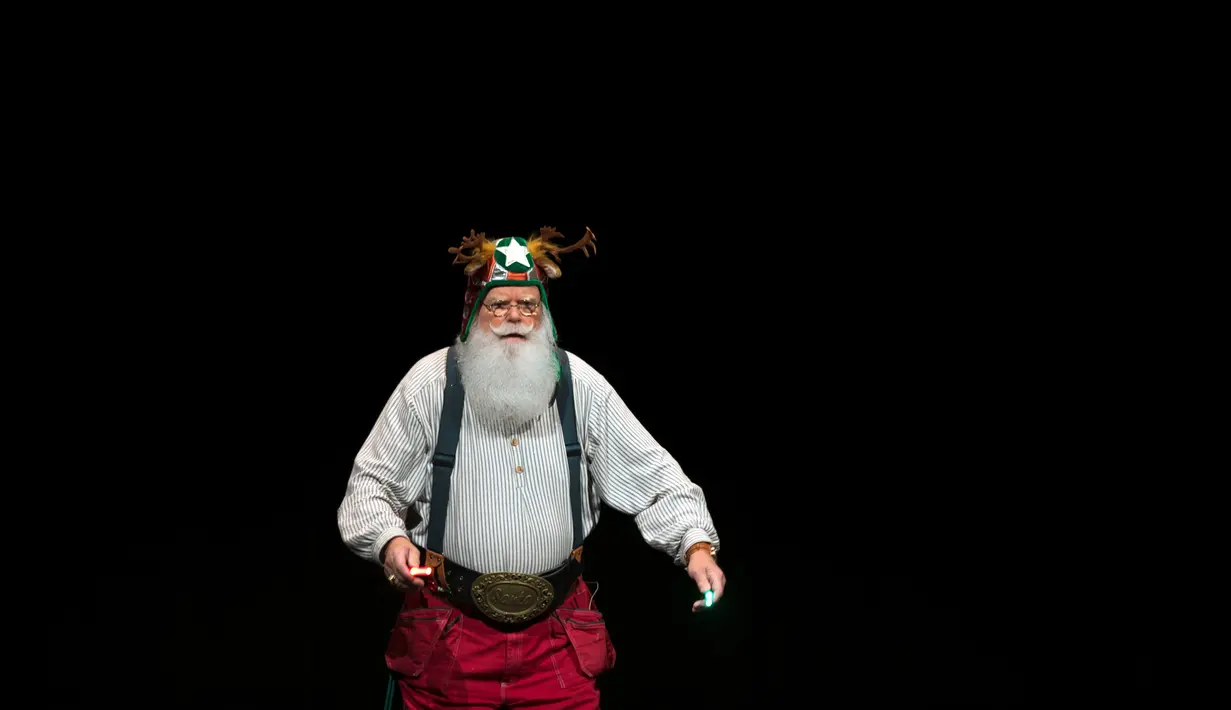 Ternyata di Michigan Ada Sekolah untuk Jadi Santa Claus Profesional ...