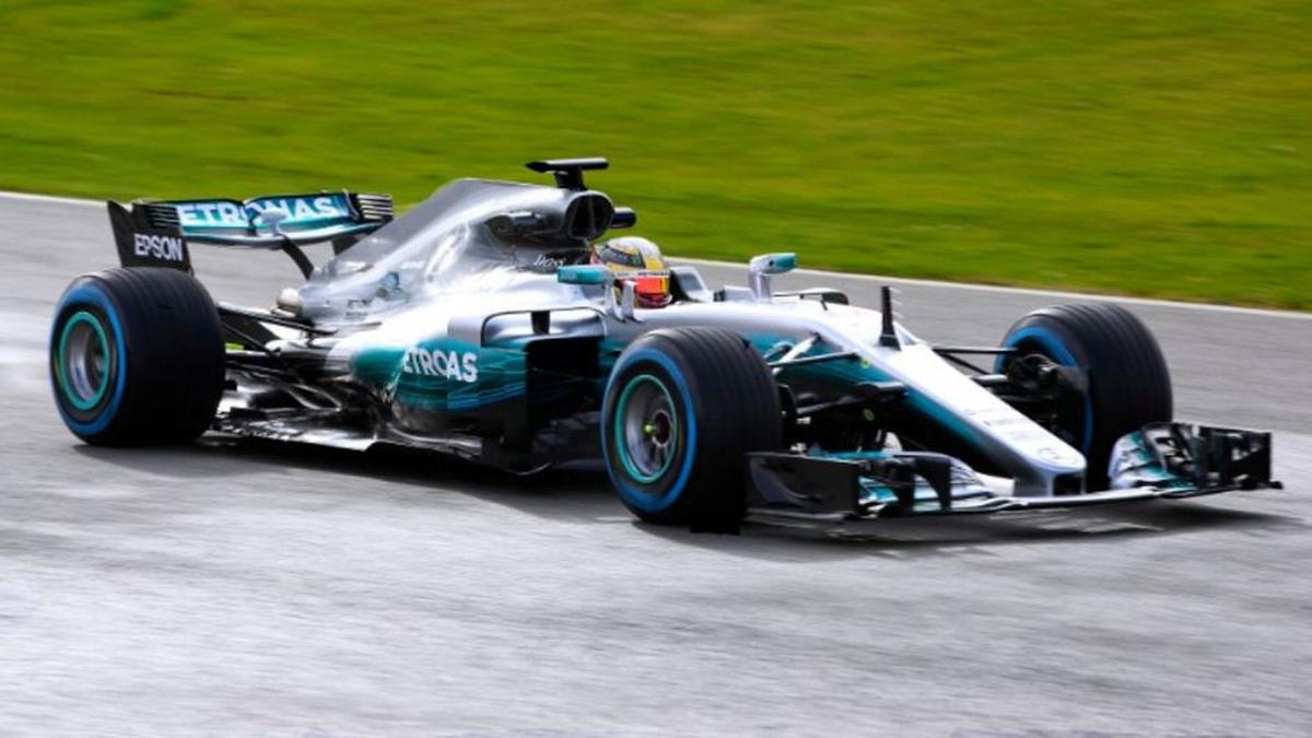 Hamilton Sebut Mercedes W08 Baru Mengagumkan