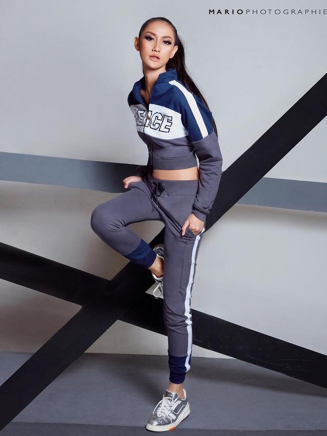 6 Potret Ayu Maulida saat Bergaya Sporty Ini Curi Perhatian - Surabaya ...