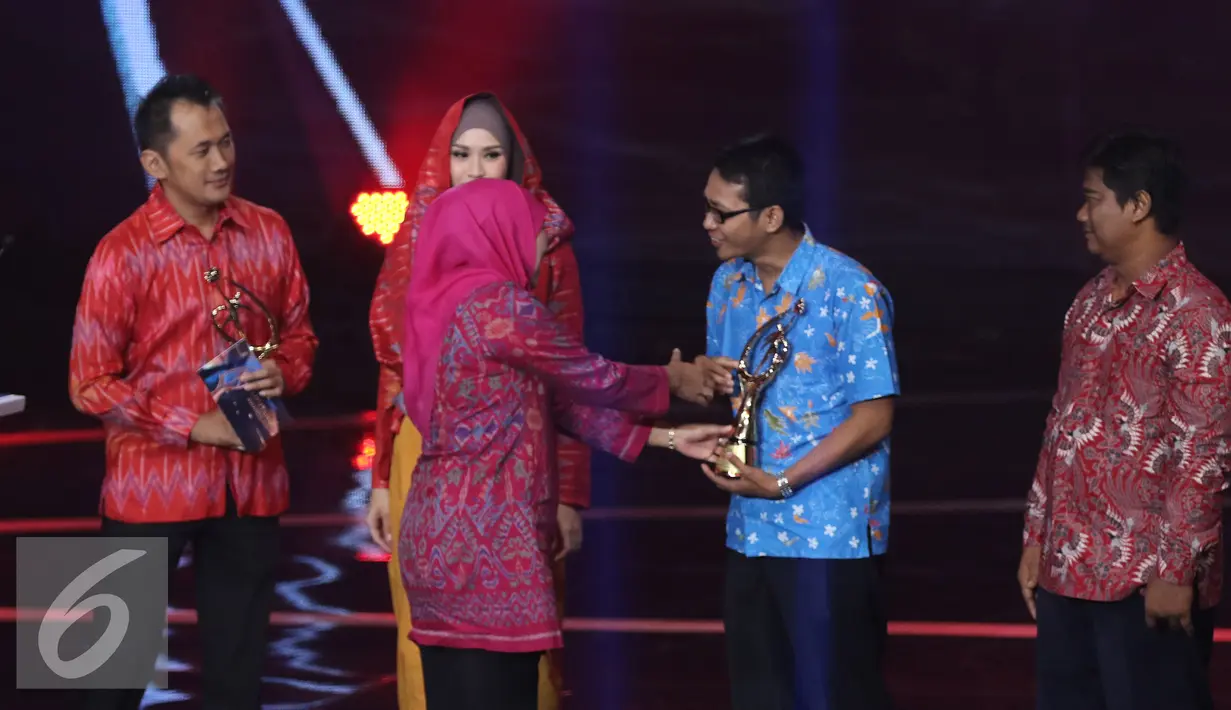 Inilah Para Sosok Inspiratif Indonesia Peraih Liputan6 Awards 2016 ...