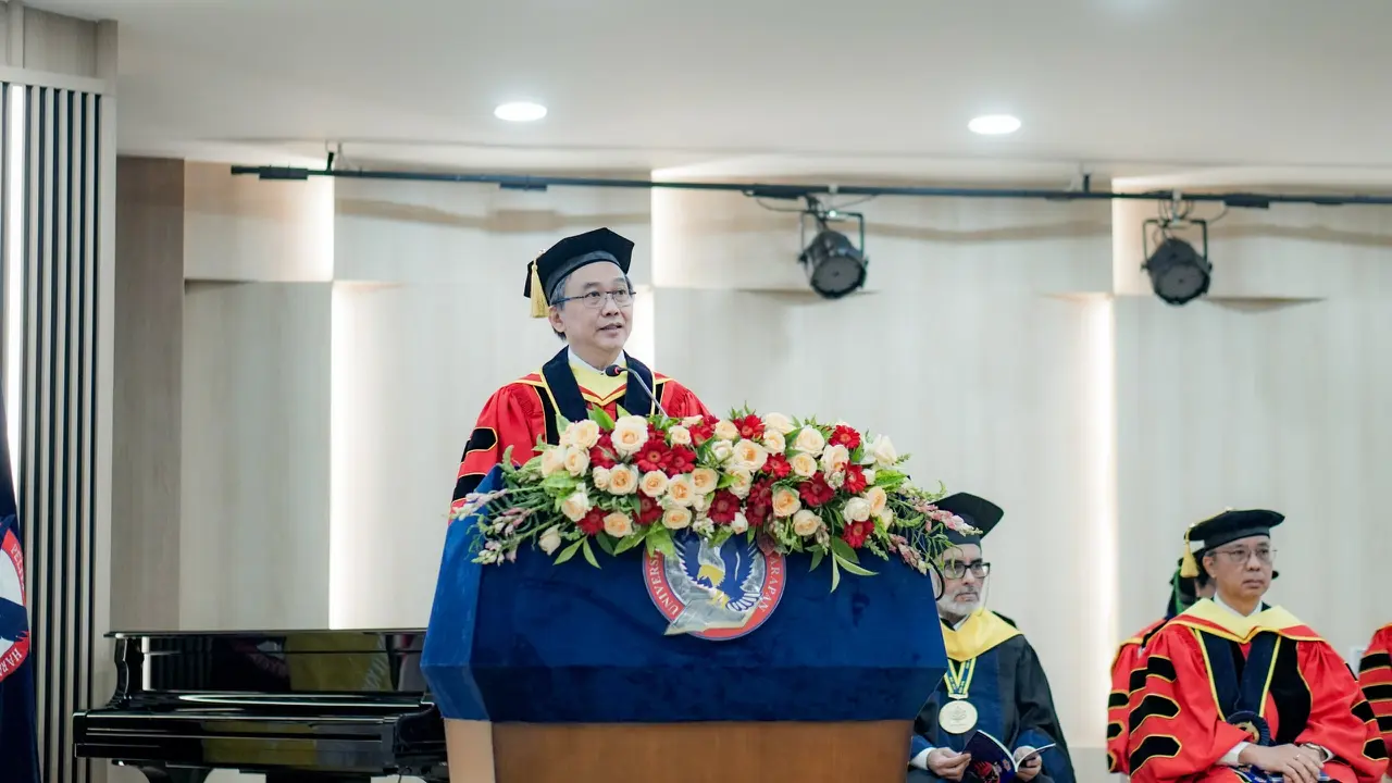 Apa Itu Guru Besar? Simak Proses Penunjukan, Syarat, Tanggung Jawab ...