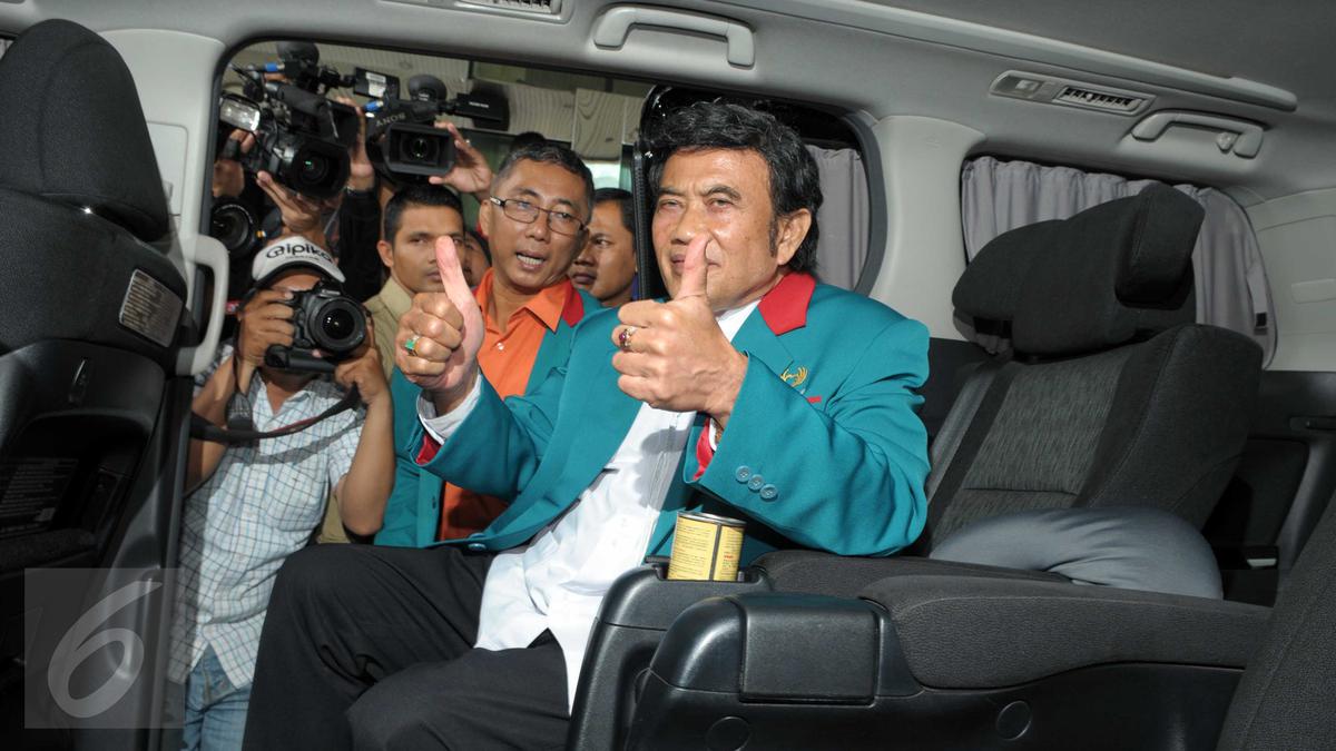 Sambil Bernyanyi, Rhoma Irama Lantik Pengurus Partai Idaman - News ...