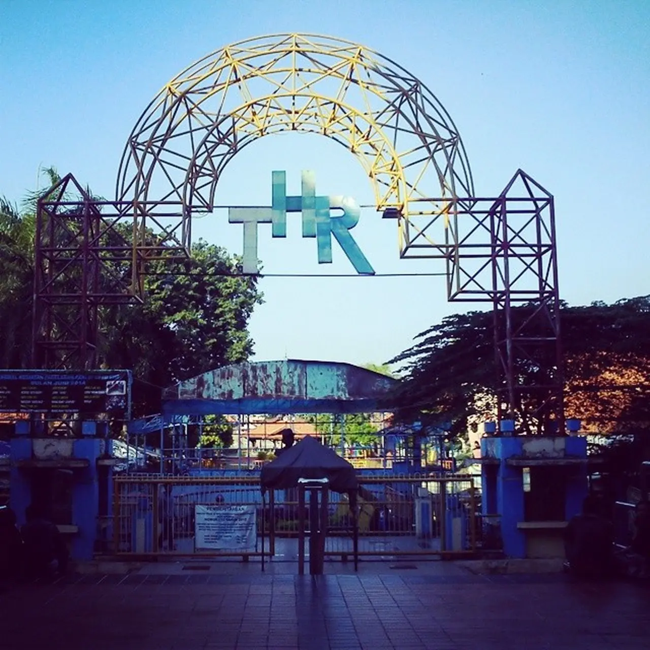 Sejarah THR Mall Surabaya, Dari Taman Hiburan Rakyat Hingga Jadi Legenda Elektronik - Hot ...