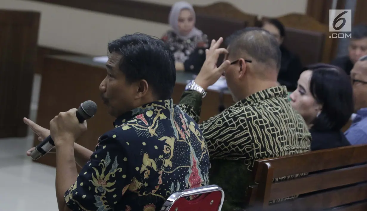 FOTO: Bowo Sidik Pangarso Bersaksi di Sidang Asty Winasti - Foto ...
