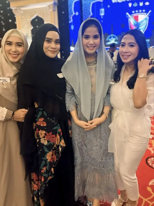 8 Gaya Annisa Pohan Selama Ramadan Setelah Berstatus Ibu Menteri, Didominasi Kerudung Warna Biru ...