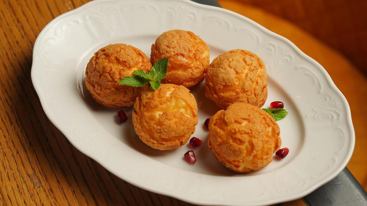 Easy Cream Puffs Recipe and 12 Tasty Filling Ideas You Need to Try