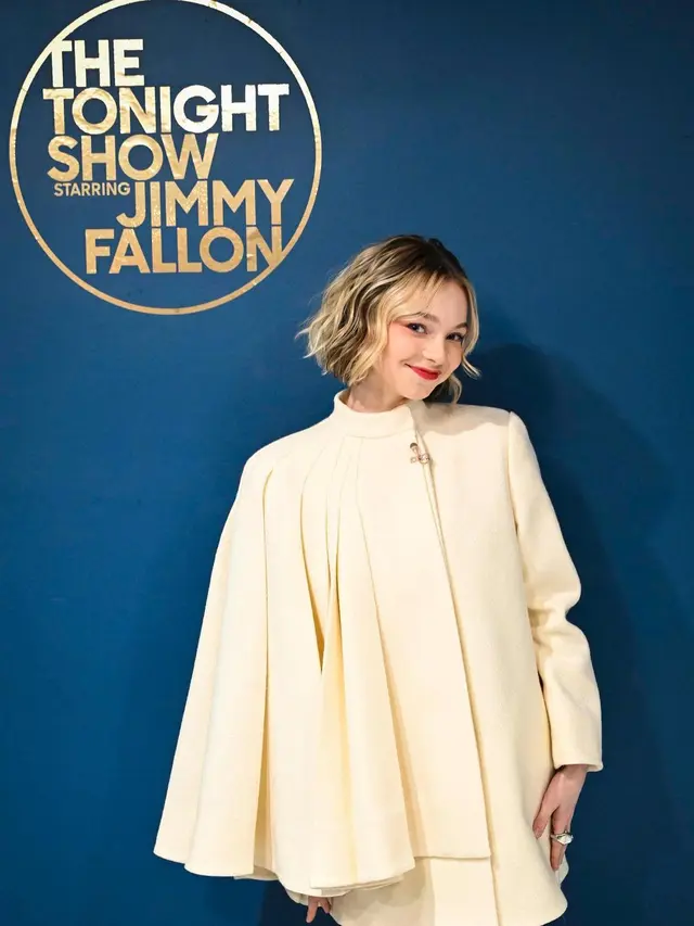 Bintang Wednesday Emma Myers Buktikan Dirinya Penggemar Seventeen ...