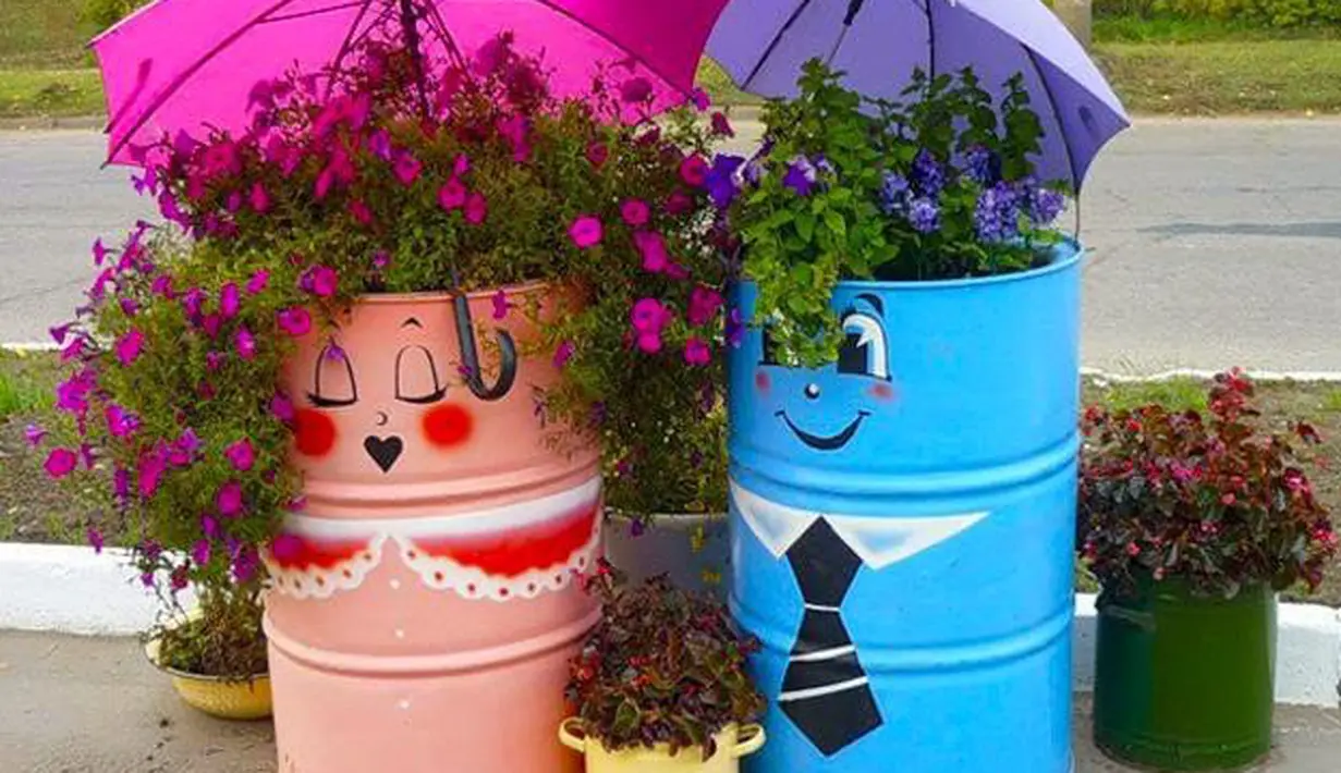 Sekian Ide Pot Bunga Unik Dari Barang Barang Bekas Di Rumah Photo
