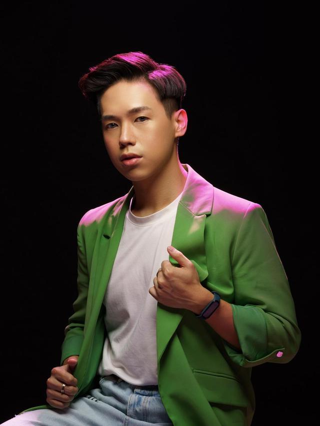 Siapa Bilang Cowok Nggak Boleh Pakai Makeup? Richard Leo Buktikan ...