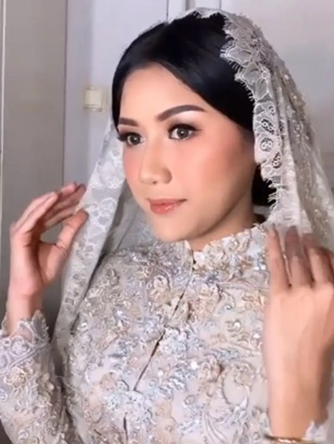 Momen Pengajian Erina Gudono Jelang Pernikahan dengan Kaesang Pangarep, Penuh Khidmat - Foto ...