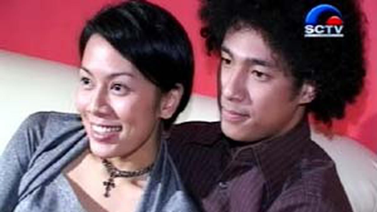 Marcel Siahaan Melamar Dewi Lestari