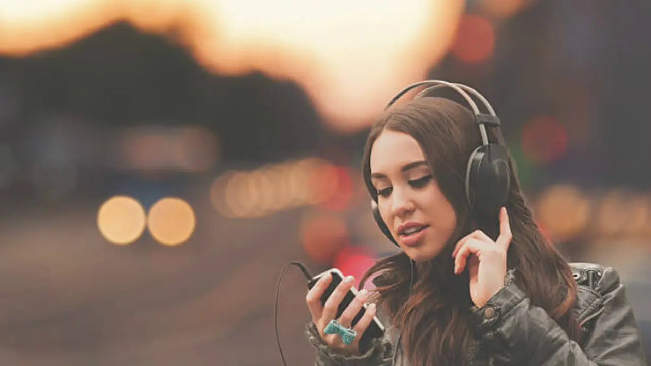Cara Mengenali Judul Lagu Lewat Ponsel, Cukup Dengan Suara