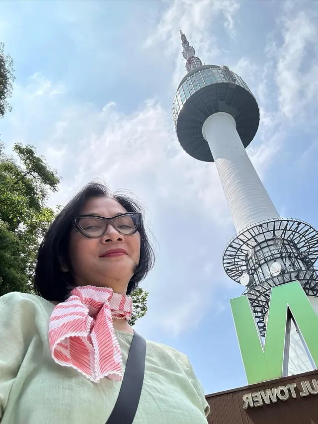 7 Potret Dian Nitami Usai Jalani Operasi Plastik Face Lifting, Tampil ...