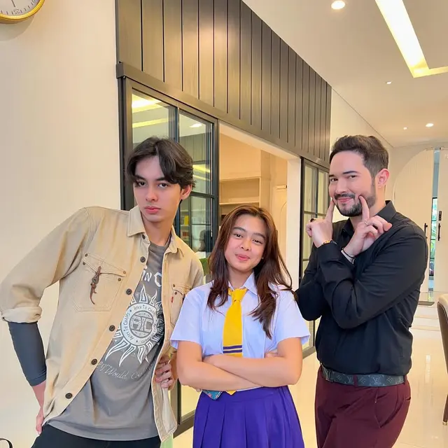 6 Potret Aqeela Calista di Lokasi Syuting Sinetron Asmara Gen Z, Penampilan Lebih Fresh - Hot ...