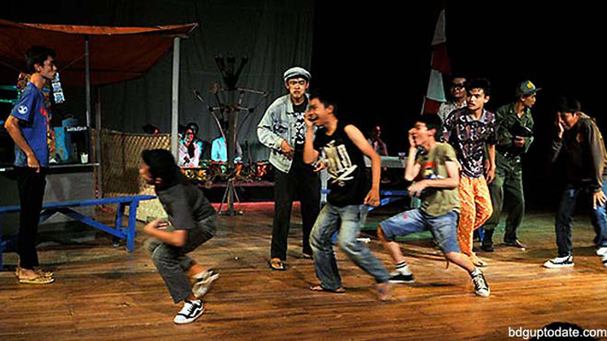 Seni Longser Mulai Dihidupkan Kembali - News Liputan6.com