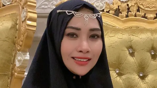 Mengenal Bunda Terry, Model Sekaligus Spiritual yang Punya Kemampuan Melihat Kejadian Akan ...