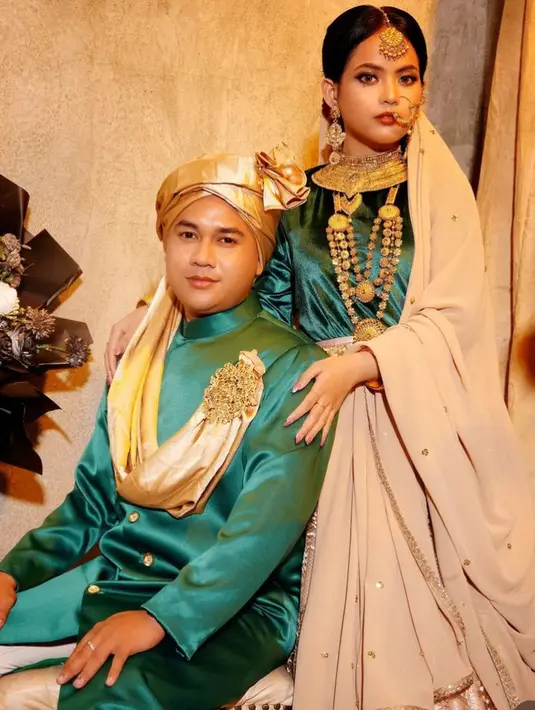 Dapat Uang Panai Rp2 Miliar, 6 Potret Prewedding Penyanyi Putri Isnari dan Calon Suaminya dari ...