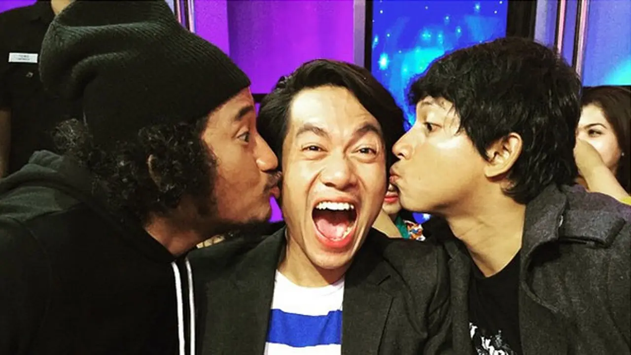 Mulai Tampil Sendiri-Sendiri, Trio Bajaj Bubar? - ShowBiz Liputan6.com