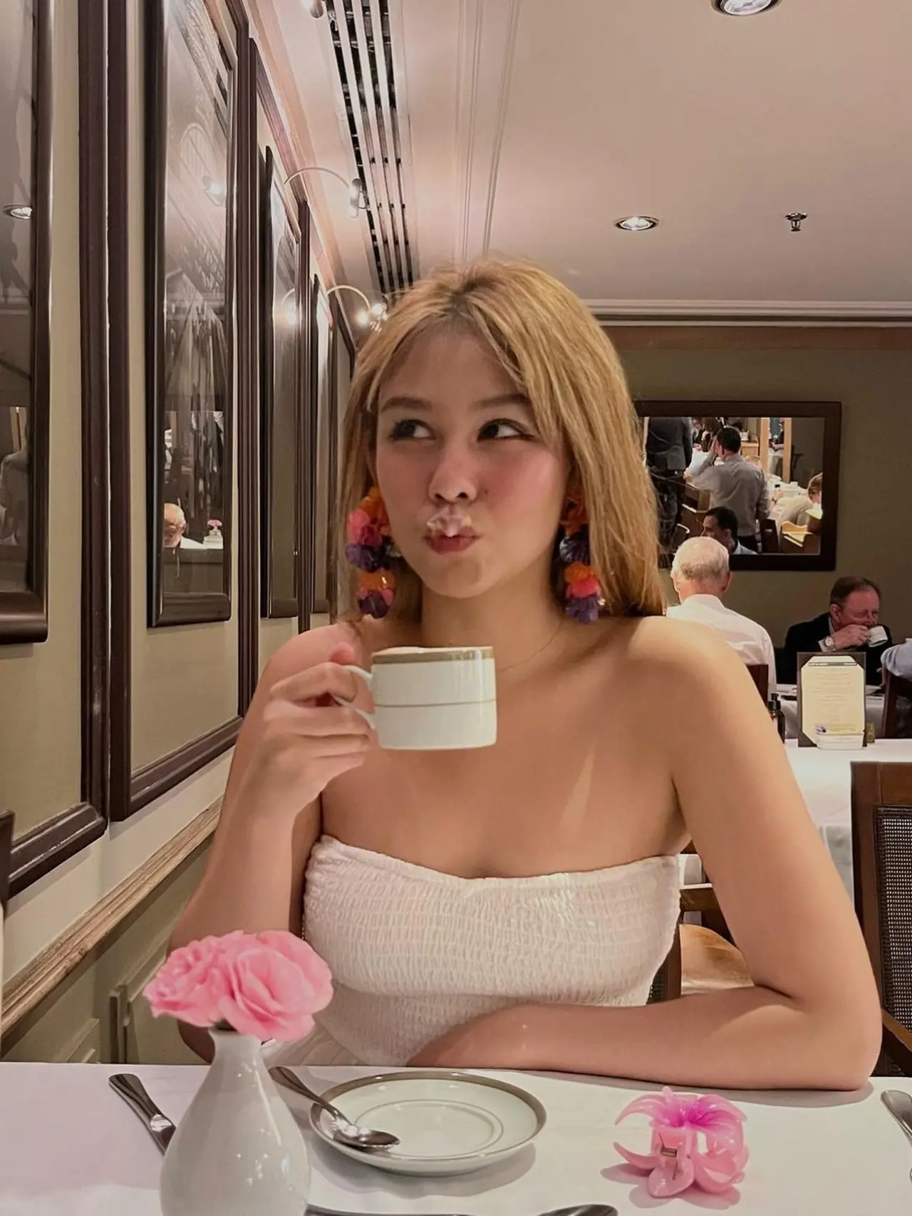 7 Potret Vanesha Prescilla Disebut Netizen Lebih Berisi, Makin Mirip Bule - Hot Liputan6.com