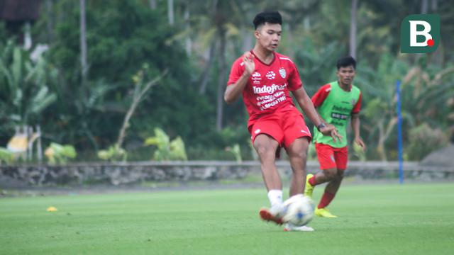 I Kadek Arel Priyatna Senang Dapat Kesempatan di Tim Senior Bali United ...