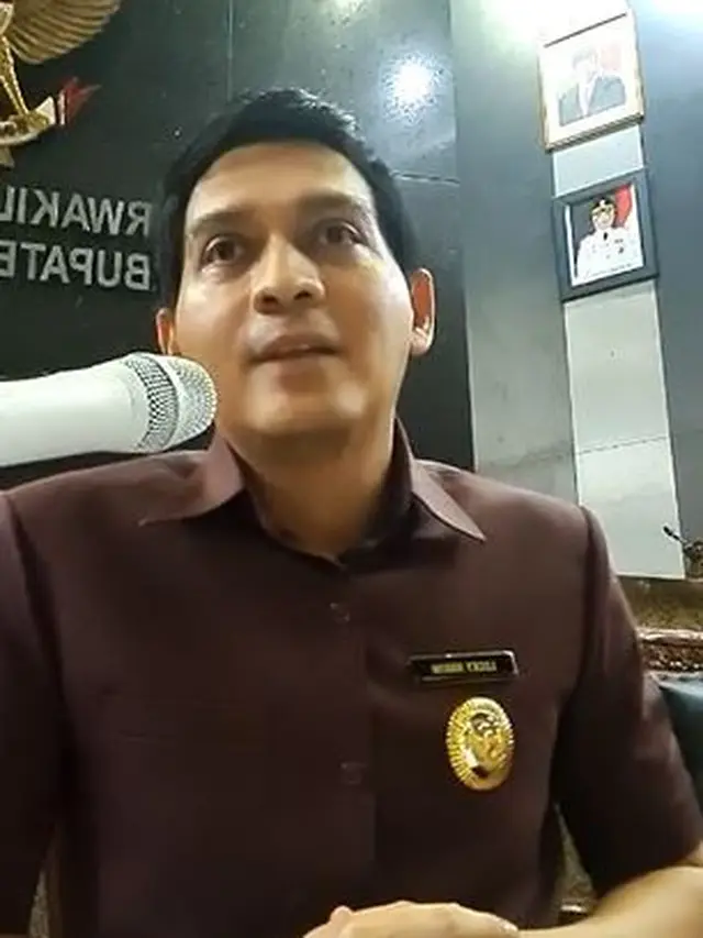 Mundur Jadi Wakil Bupati, Ini 6 Potret Aktor Lucky Hakim saat Pakai Seragam Dinas - Hot Liputan6.com