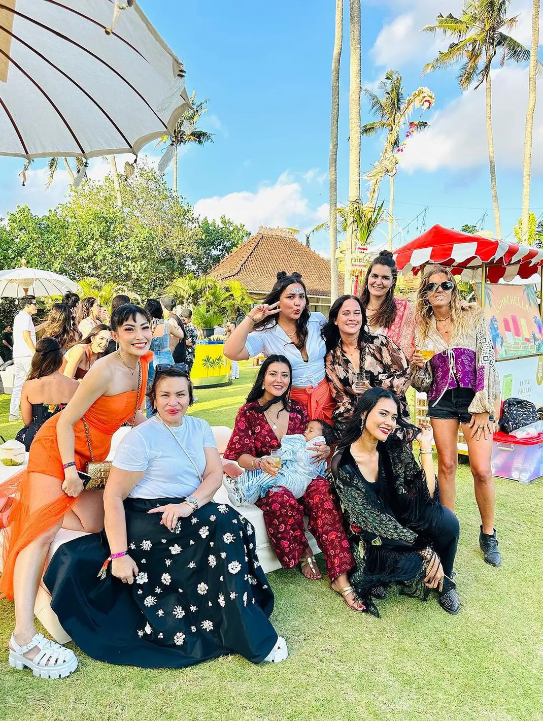 10 Potret Artis-artis di Acara Pesta Lunachella, Ultah Luna Maya ke-40 ...