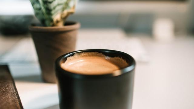 Mengenal Teh Talua, Minuman Penambah Stamina Khas Minang yang Tak ...