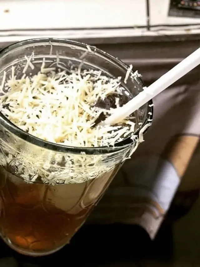 10 Potret Kocak Orang Minum Es Teh di Cuaca yang Panas Ini Bikin Tepuk ...