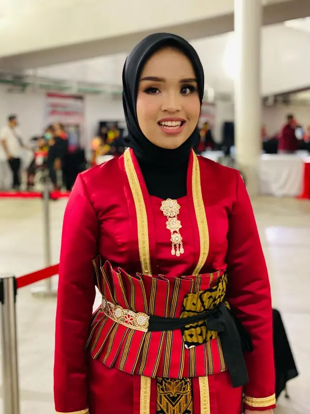 8 Lagu Putri Ariani, Penerima Golden Buzzer dari Simon Cowell di ...