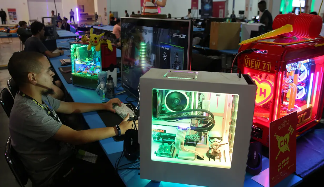 FOTO: Mengunjungi Campus Party, Ajang Para Penggila Teknologi - Foto ...