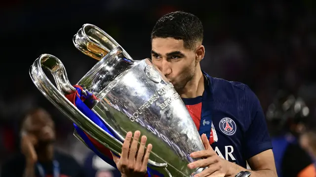 Setelah Musim Bersejarah Bersama PSG, Achraf Hakimi Merasa Layak Sabet ...